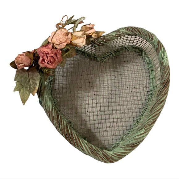 Accents | Delicate Heart Shaped Wire Basket Wflowers | Poshmark